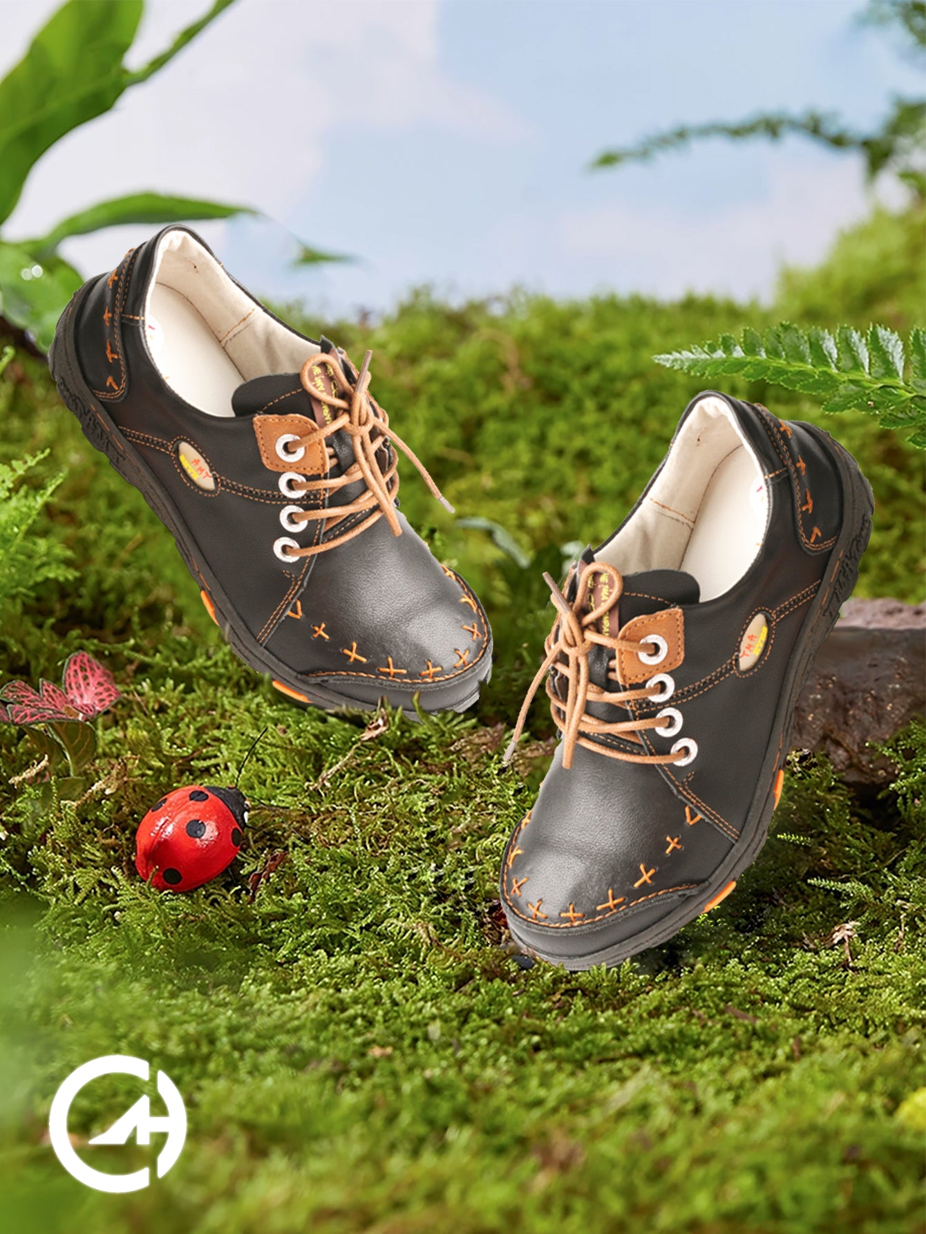 Step into Style and Comfort with TMA EYES Top-Grain Leather Casual Sne
